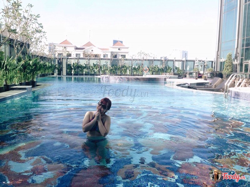 Hồ Bơi Pool - Khách Sạn The Reverie Saigon